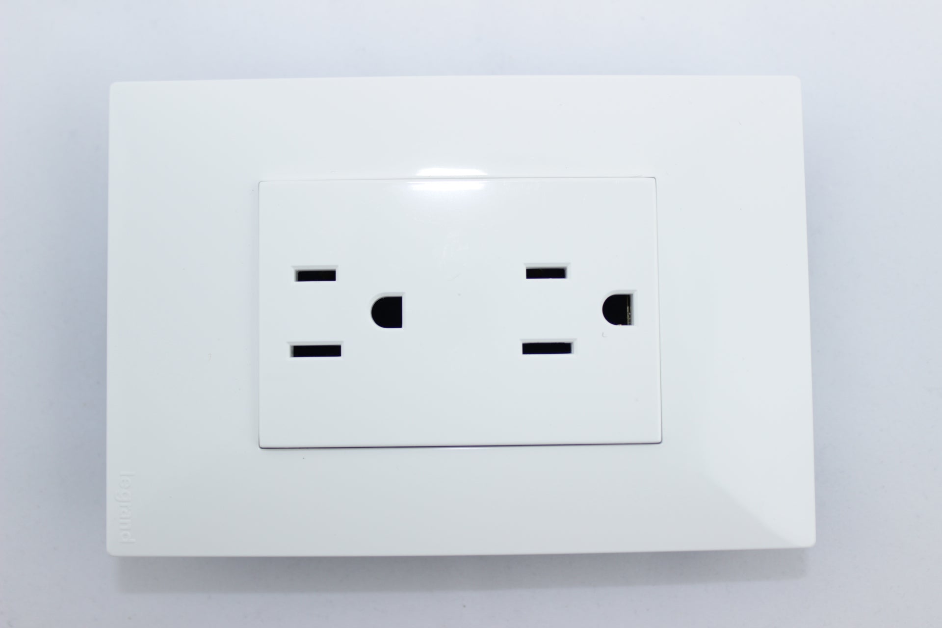 TOMA DOBLE 2P+T 15A CLICKME GARANTIA DE POR VIDA – La Tienda del ...