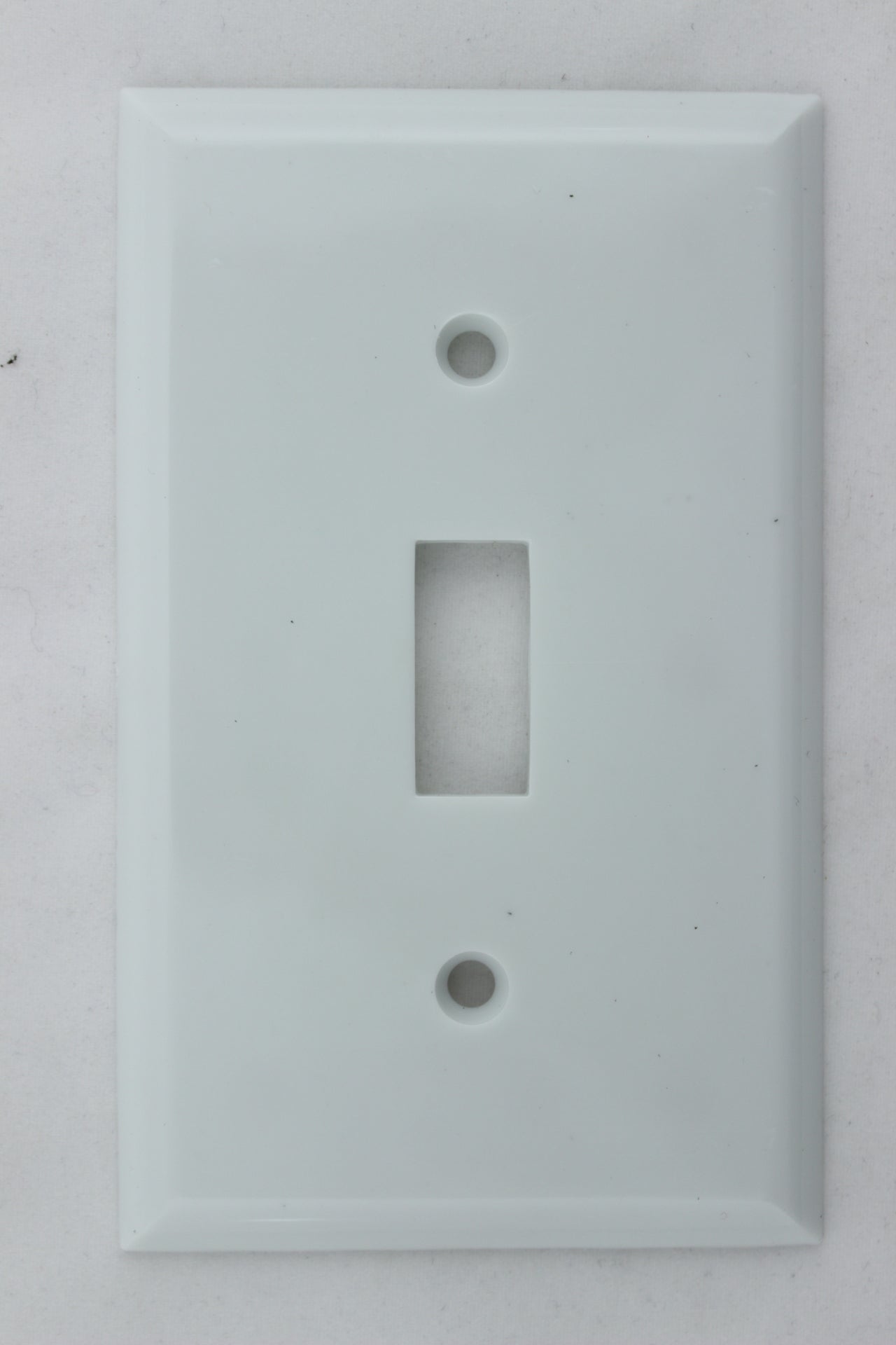 PLACA TAPA INTERRUPTOR LEVITON ECONOMICA – La Tienda del Eléctrico.com